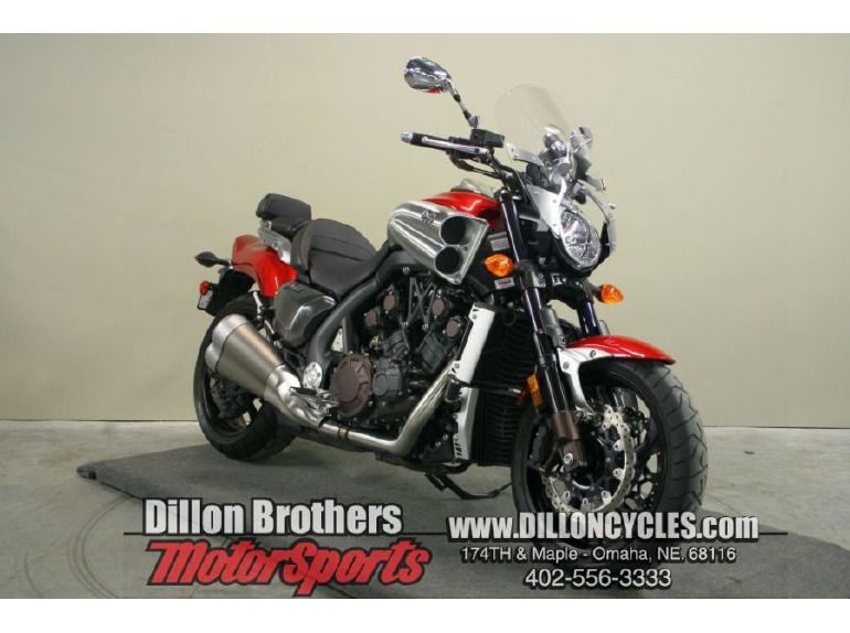 2009 Yamaha VMX17 - V-Max - Red for sale on 2040-motos