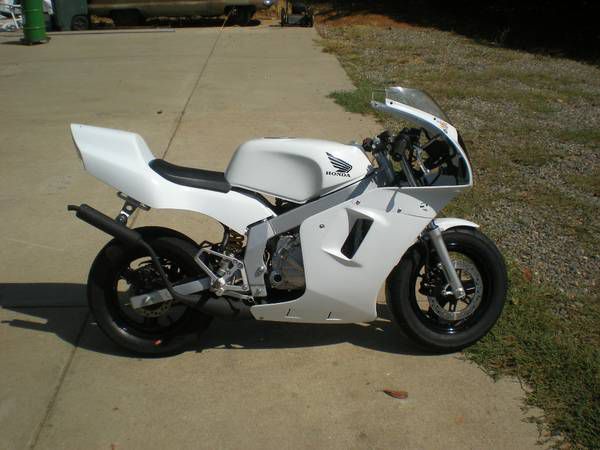 2004 Honda NSR50 for sale on 2040-motos