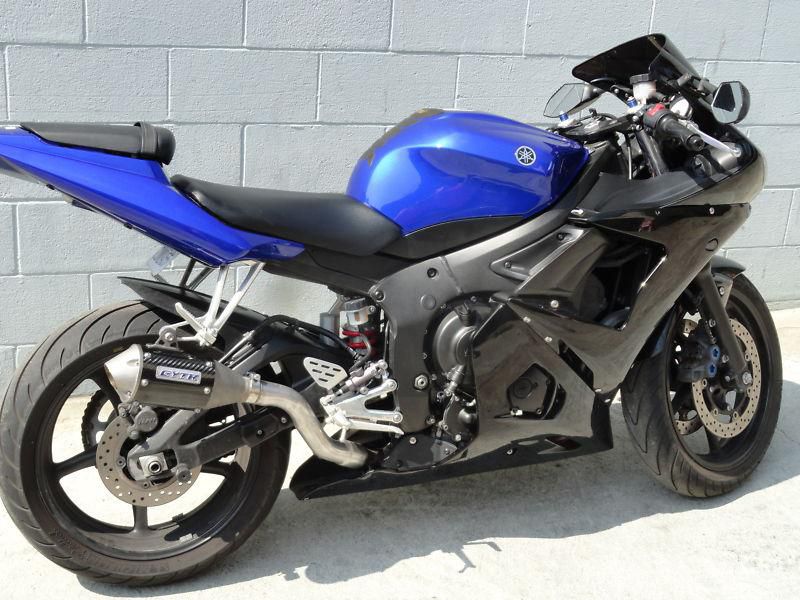 Buy 2008 Yamaha YZF-R6s on 2040-motos