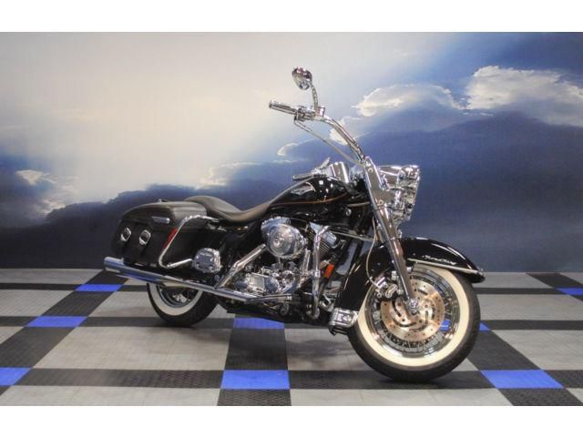 **SHARP**01 HD Road King Classic FLHRCI~Only 9K for sale on 2040-motos